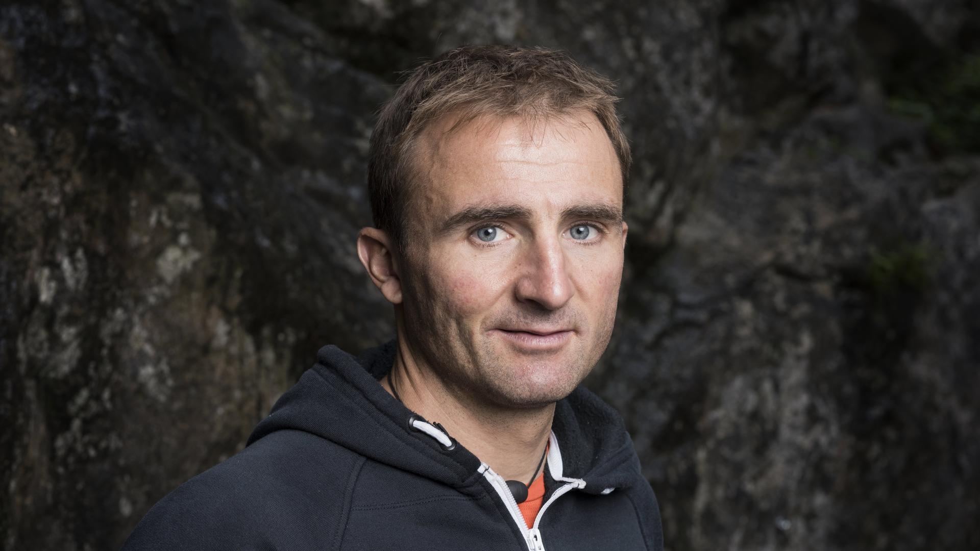 Легендарният алпинист Ули Щек загина под Еверест|Vesti.bg