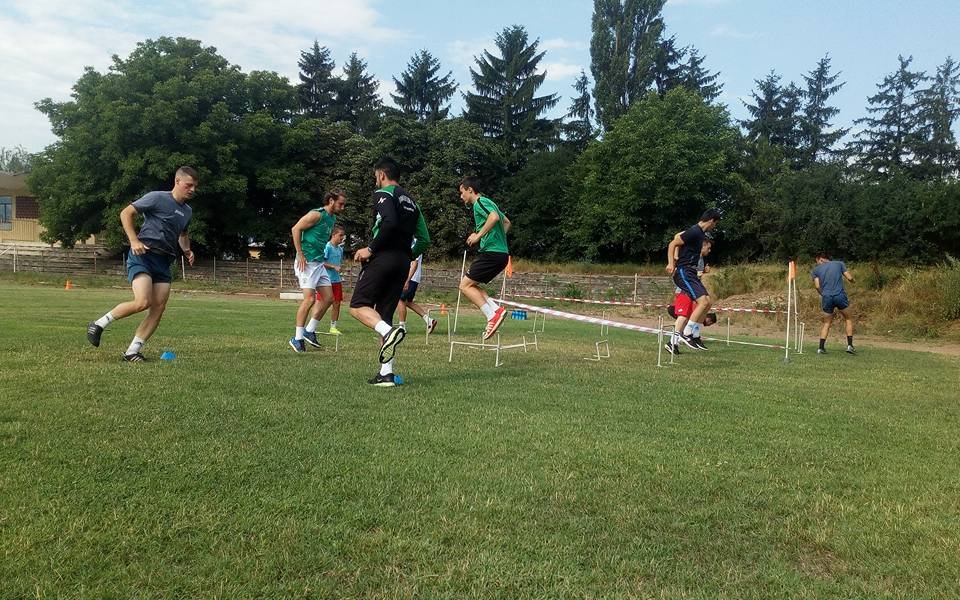 Ботев Ихтиман с тежки физически тренировки преди началото на сезона ...