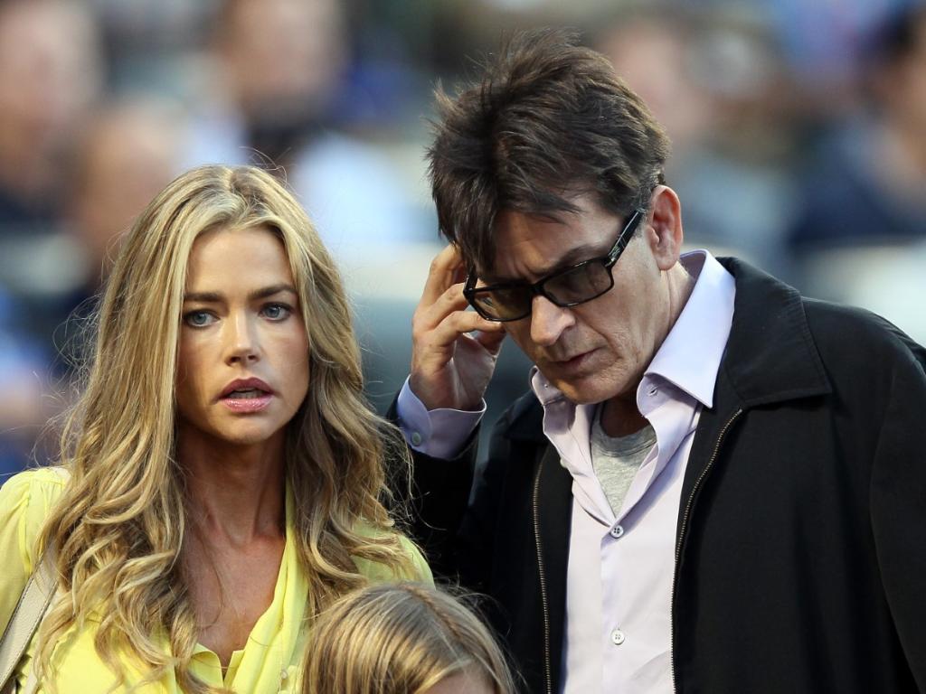 Дениз Ричардс: Може би и аз трябва да вляза в OnlyFans - Любопитно - Vesti.bg