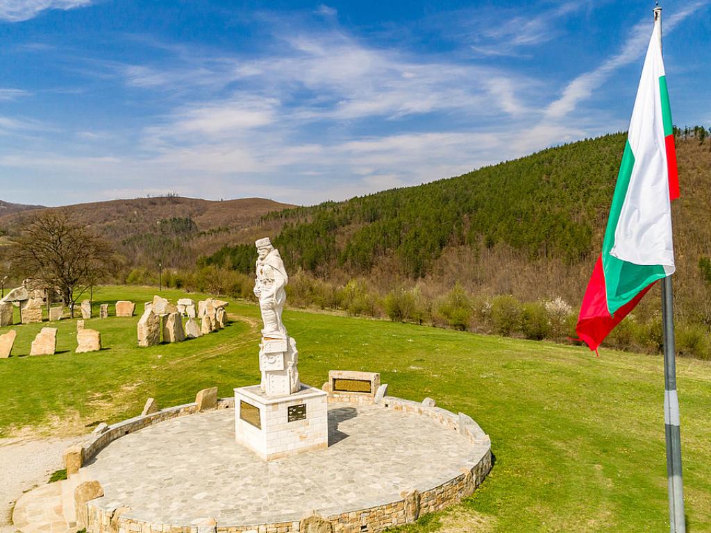 “И ние сме дали нещо на света“: Четирима позабравени, но велики българи ...