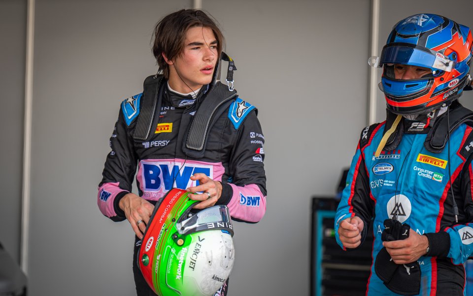 Труден старт за Никола Цолов във Формула 3 - Моторни - Други - Gong.bg