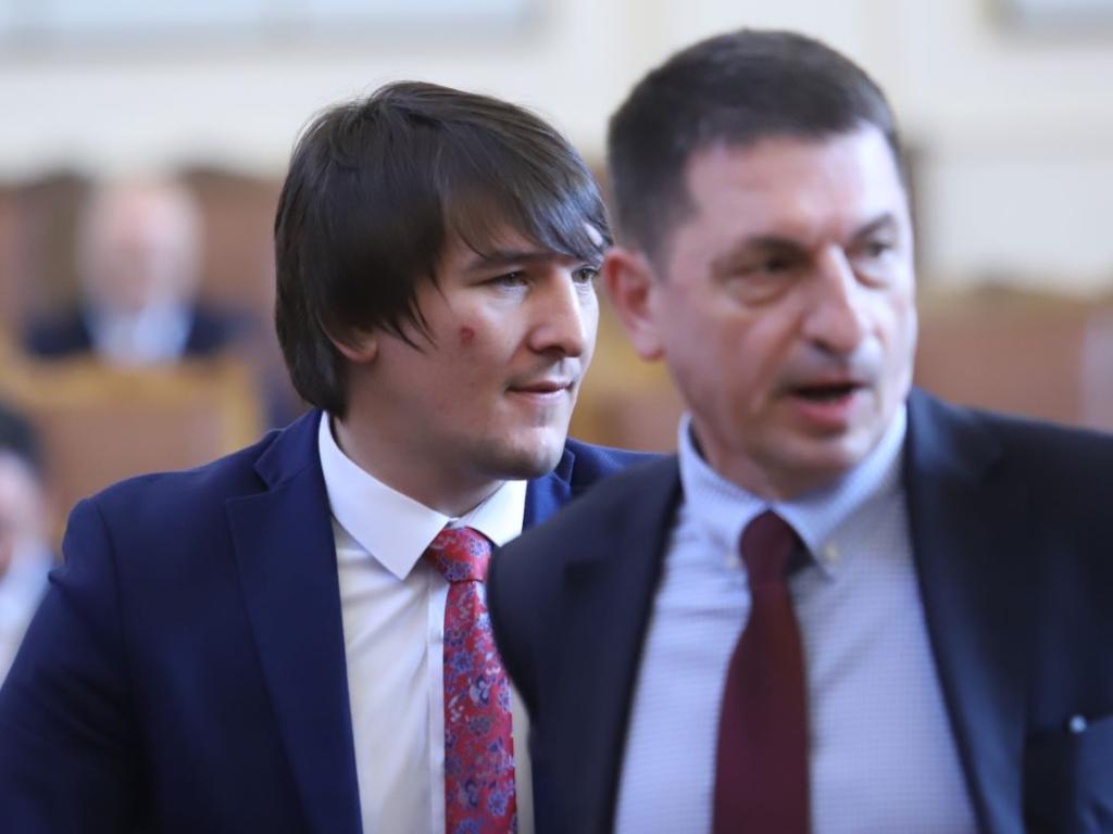 Даниел Александров от ГЕРБ се отказа от депутатския си имунитет ...