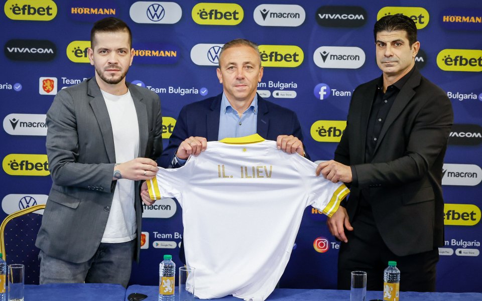 Илиан Илиев: Дълго мислих, но съм длъжен да помогна - БГ Футбол ...
