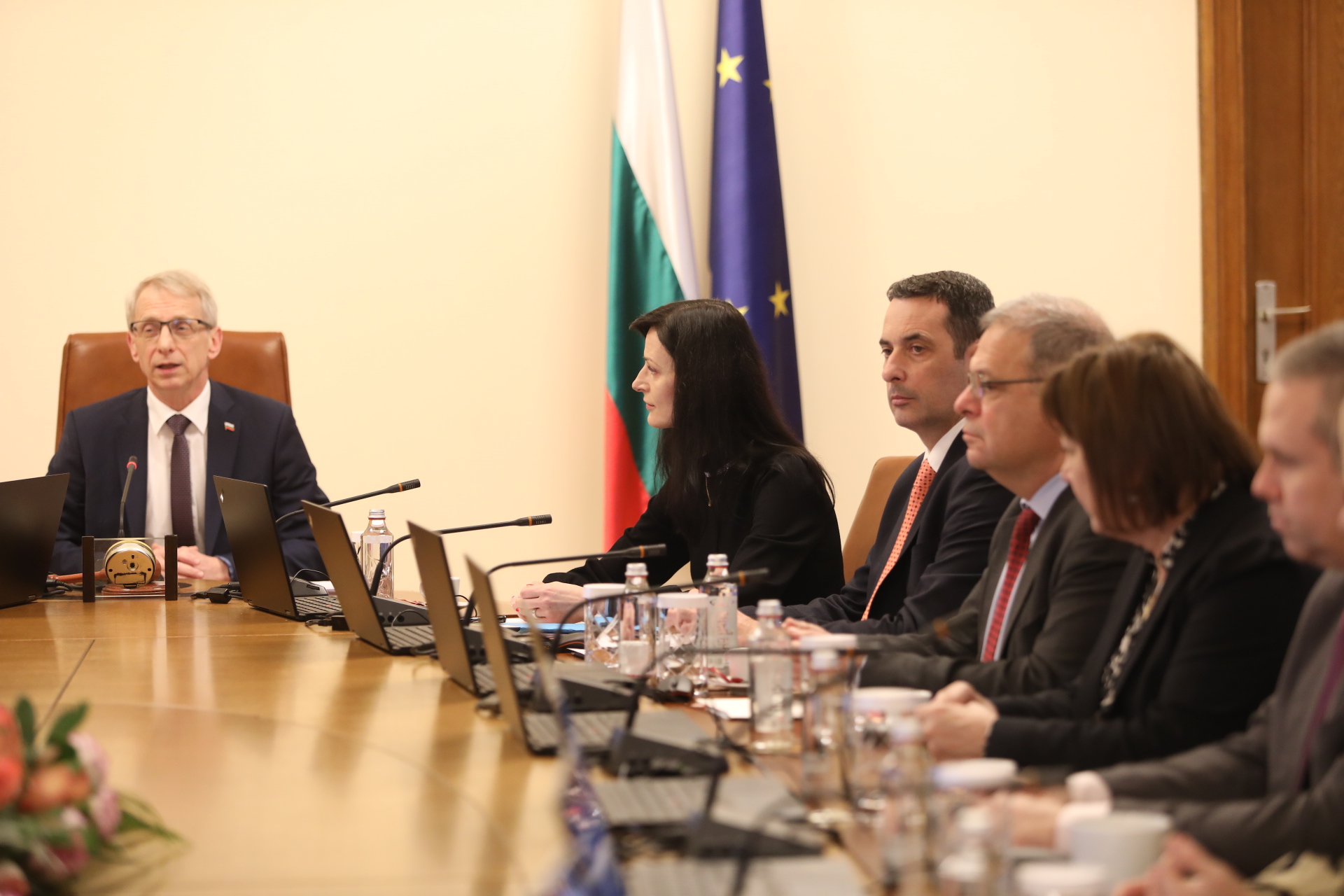 Първо заседание на Министерския съвет за 2024 година Сн 5 Фото галерии Vesti Bg