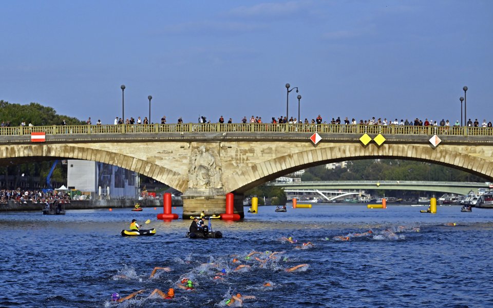 Река Сена е годна за плуване по време на Олимпийските игри - Още спорт ...