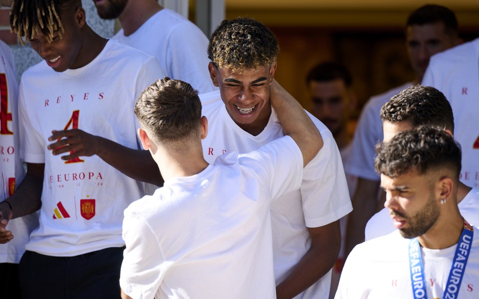 Какви ги върши Ламин Ямал - Футбол свят - Испания - Gong.bg