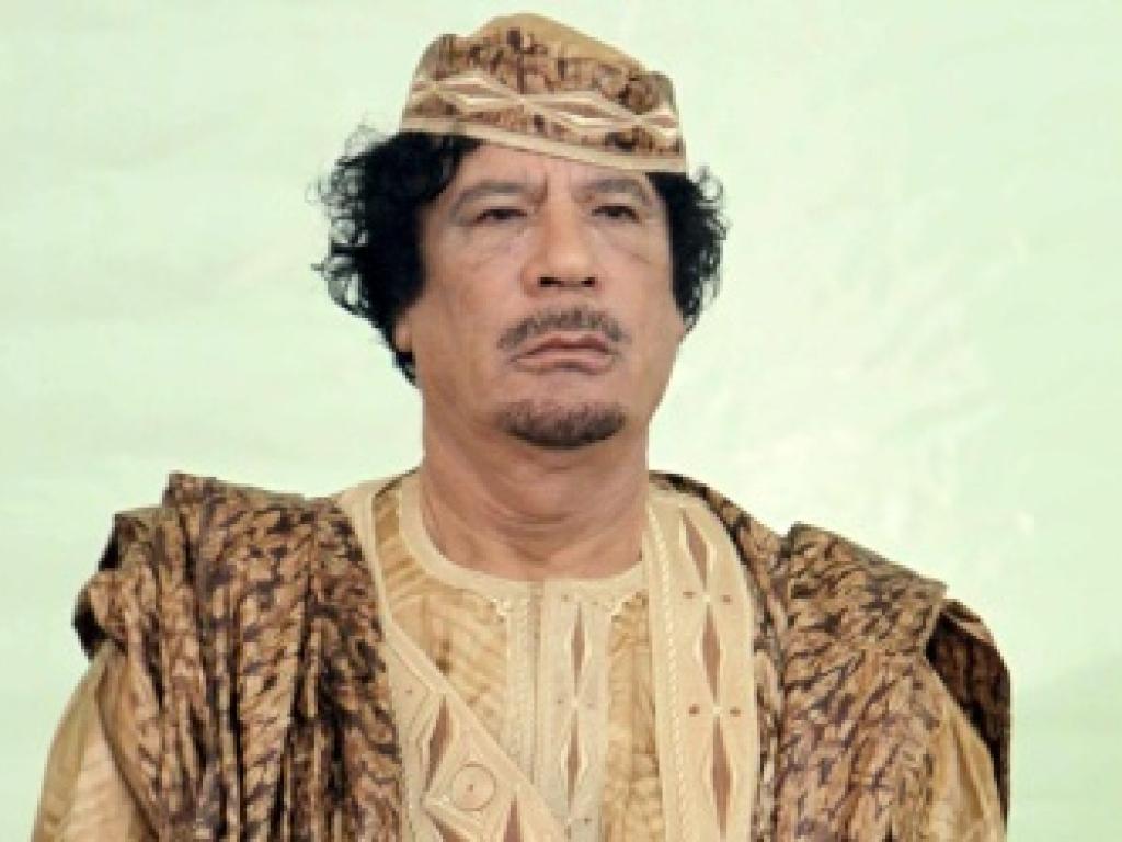 Кадафи празнува 40 г. на власт - Свят | Vesti.bg