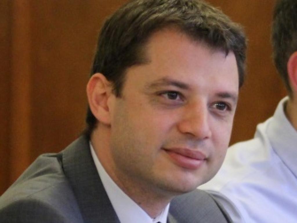 Малка ВЕЦ дава ток при Церово - Пари | Vesti.bg